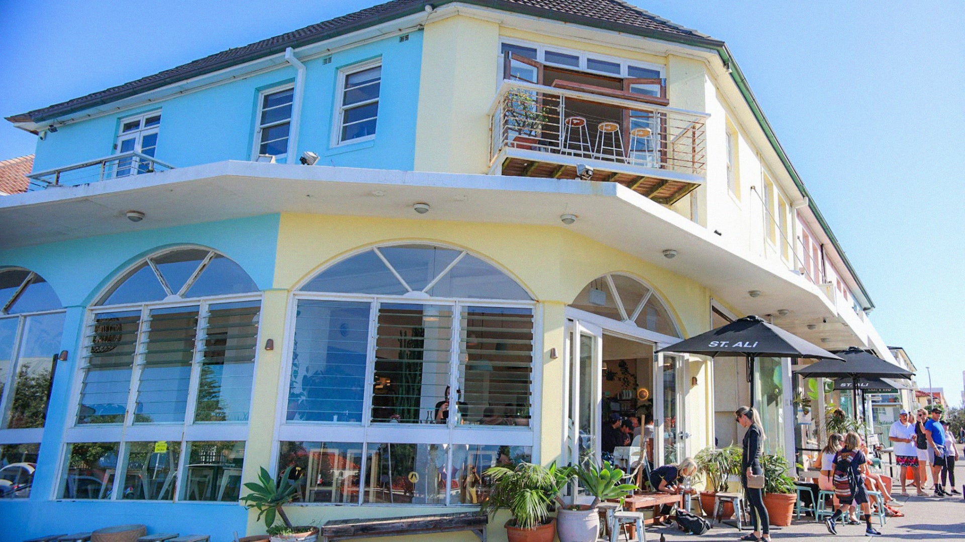 Cafe in Bondi. Serving all day breakfast and lunch, in-house bakery ...